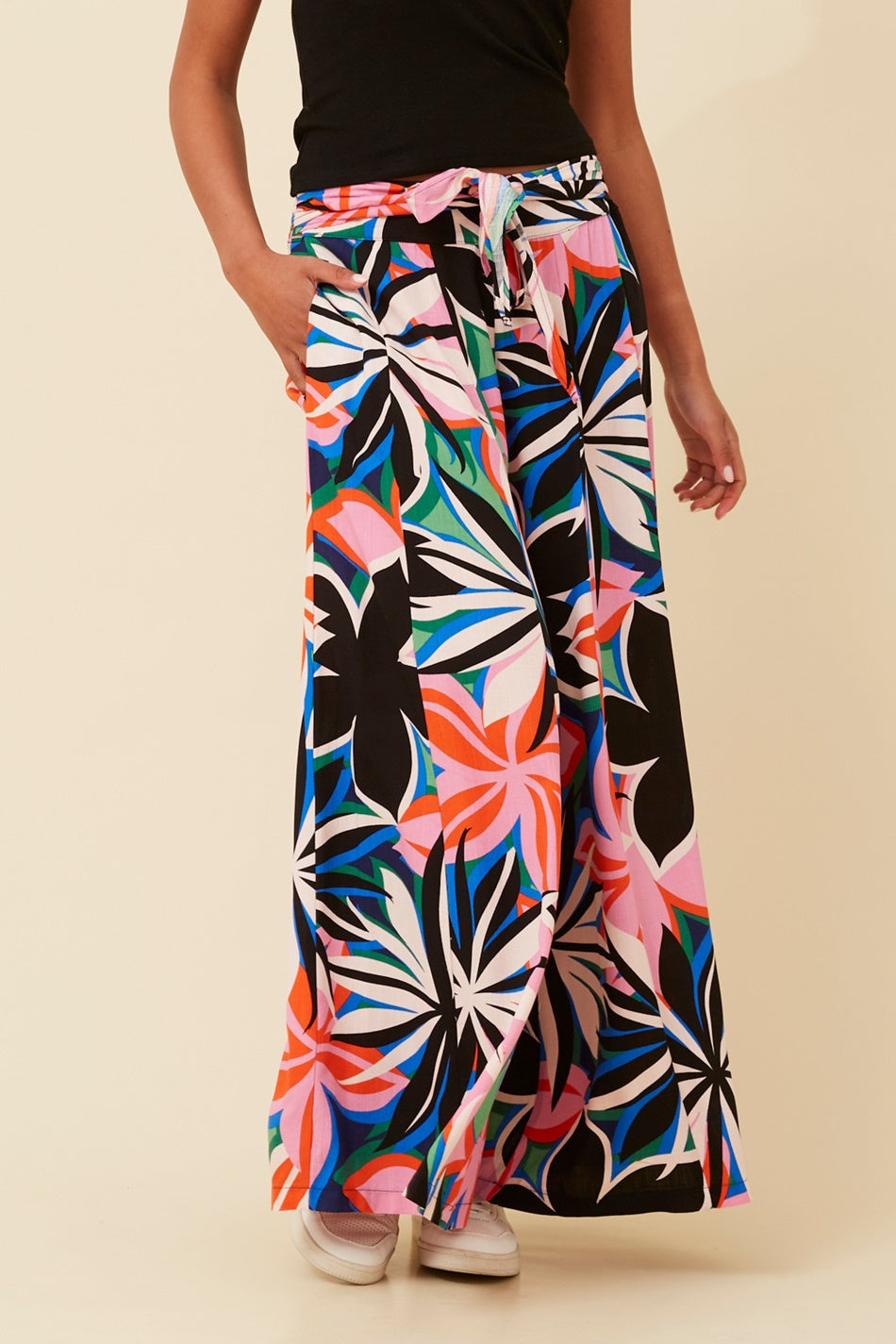 Women's Pants & Leggings Australia | FEMME Connection
